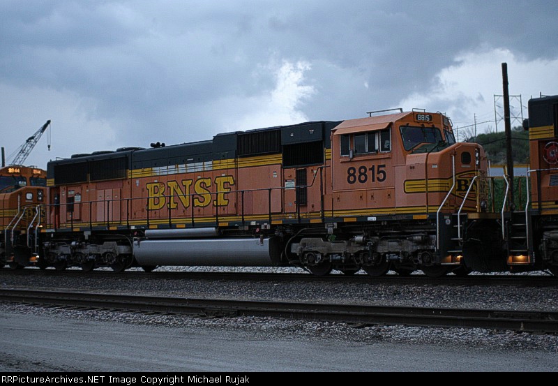 BNSF 8815
